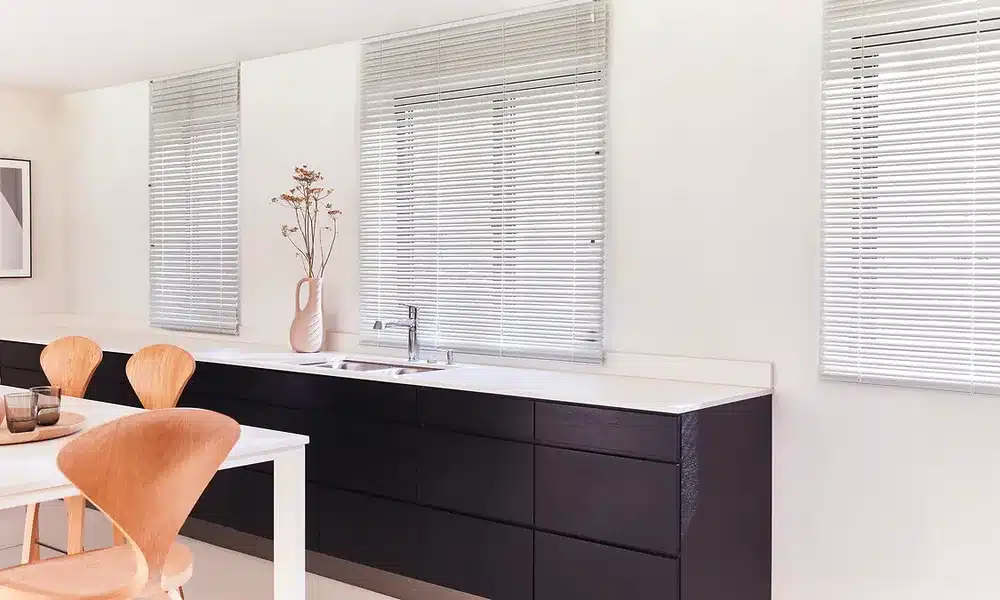 Store vénitien sur mesure - Store à lames verticales - Heytens